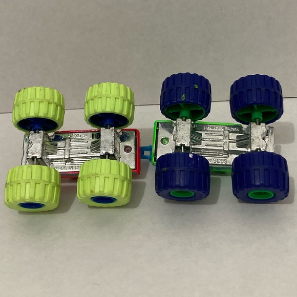 Road Champs | Toys | Vintage Monster Truck Road Champs Diecast 64 Neon ...